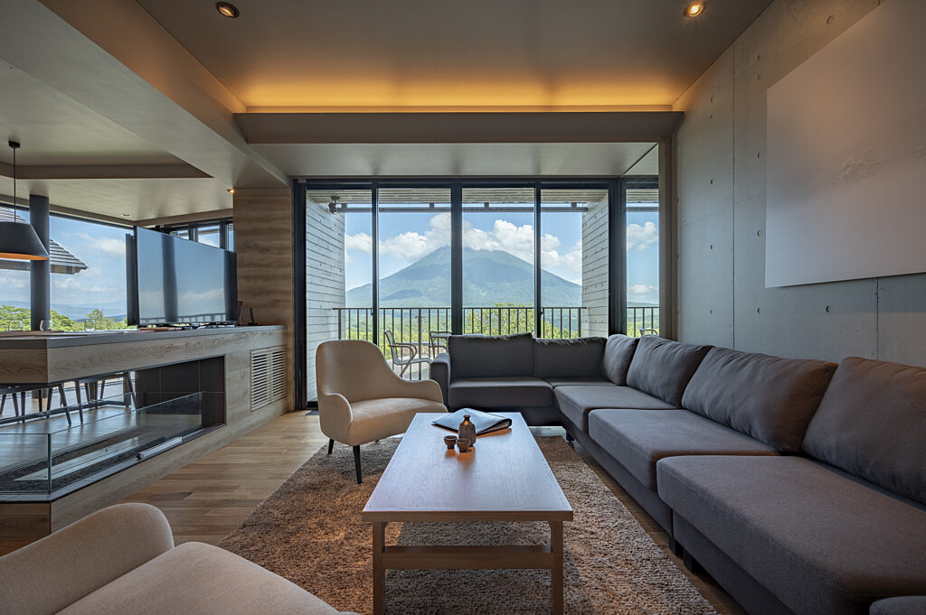 Aspect Niseko 102 | H2 Christie’s