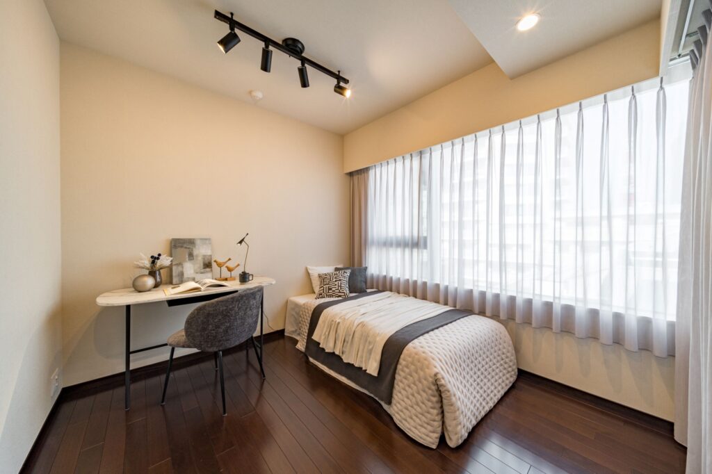 Upscale Tokyo Apartment – BRANZ Roppongi Iikura… | H2 Christie’s