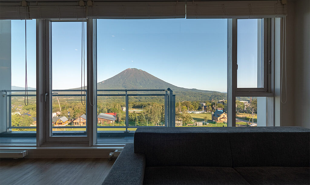 Niseko Landmark View 607 Apartment | H2 Christie’s